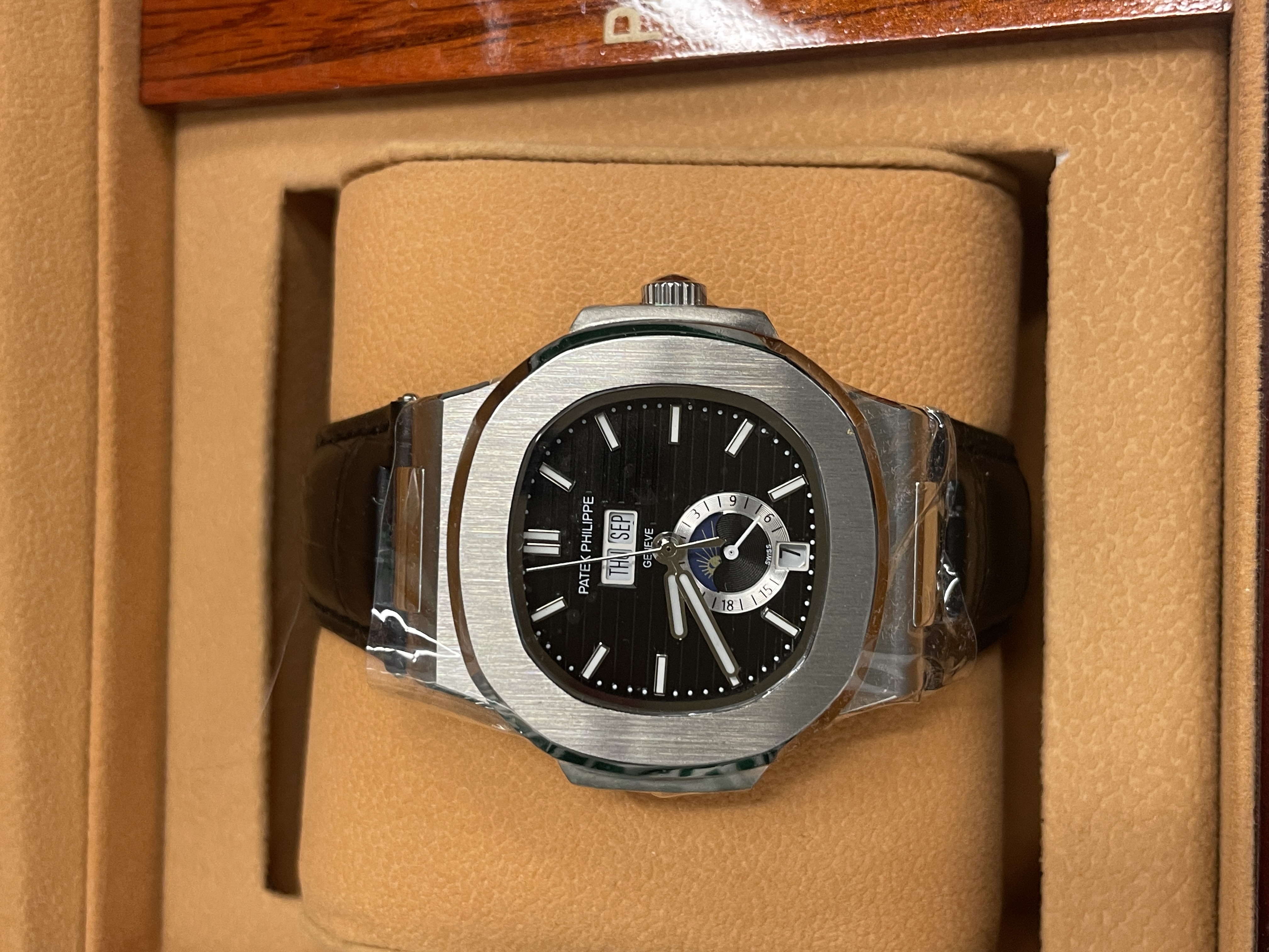 Audemars Piguet Royal Oak Offshore Chronograph Selfwinding Chronograph ...